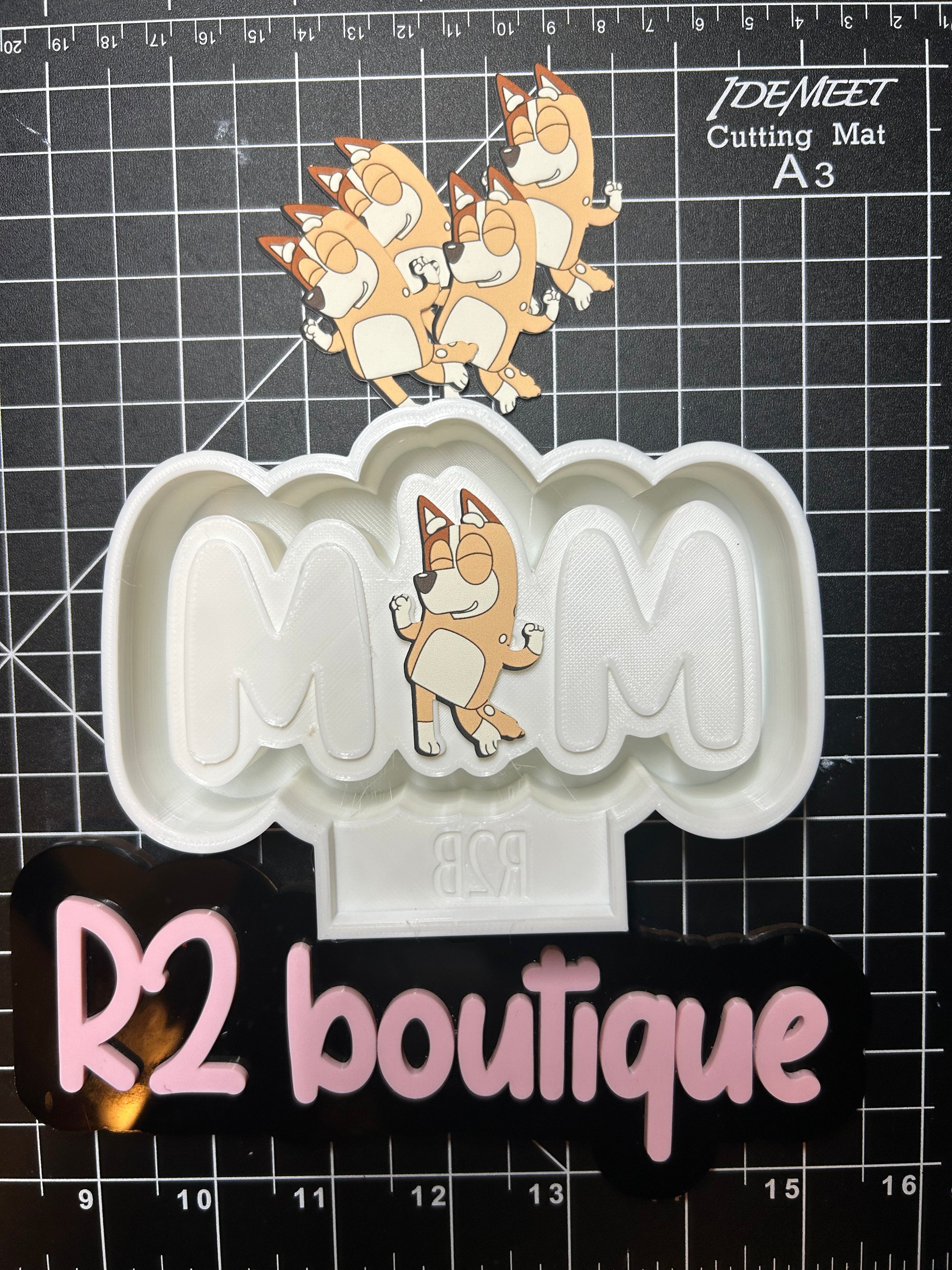 Bluey mom mold | R2 Boutique